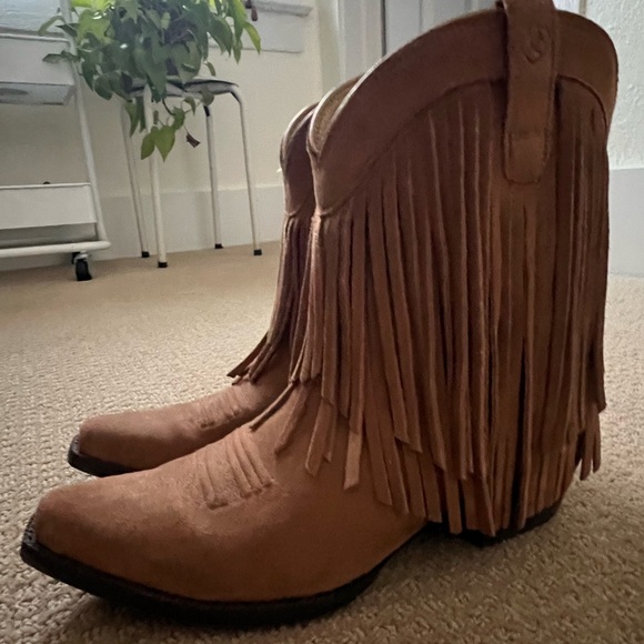 Ariat | Shoes | Ariat Western Boots W Fringe | Poshmark
